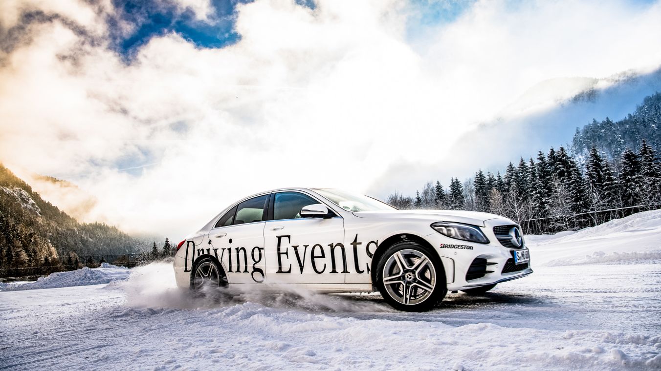 Mercedes-Benz Driving Events 2020 ? Drive with the best. - Mercedes ...