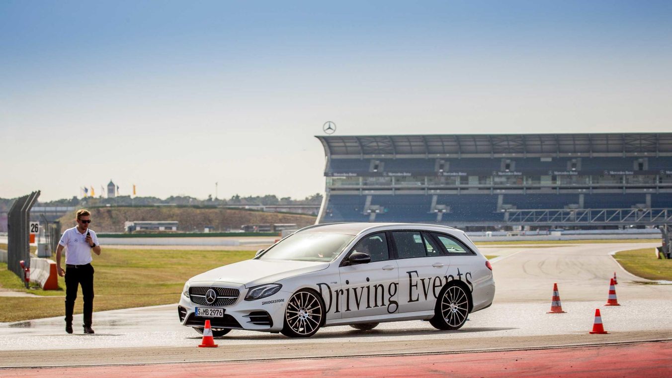 Mercedes-Benz Customised Events. - Mercedes Lease Deals